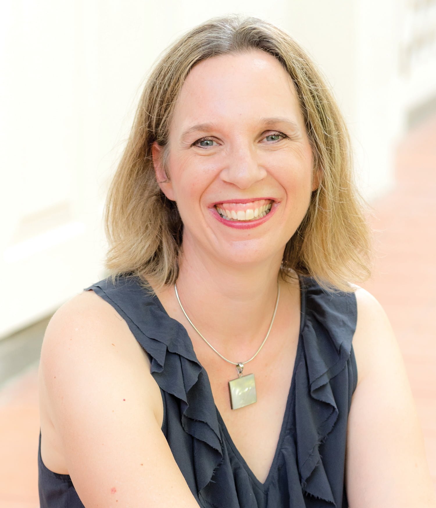 Reiki in Singapore: Meet Reiki practitioner Stephanie Schueller | ANZA